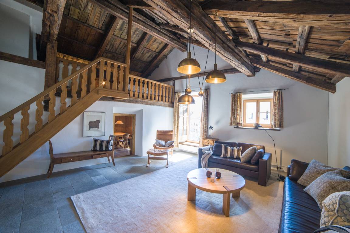 117 M² Condo ∙ 2 Bedrooms ∙ 6 Guests - Saint Moritz