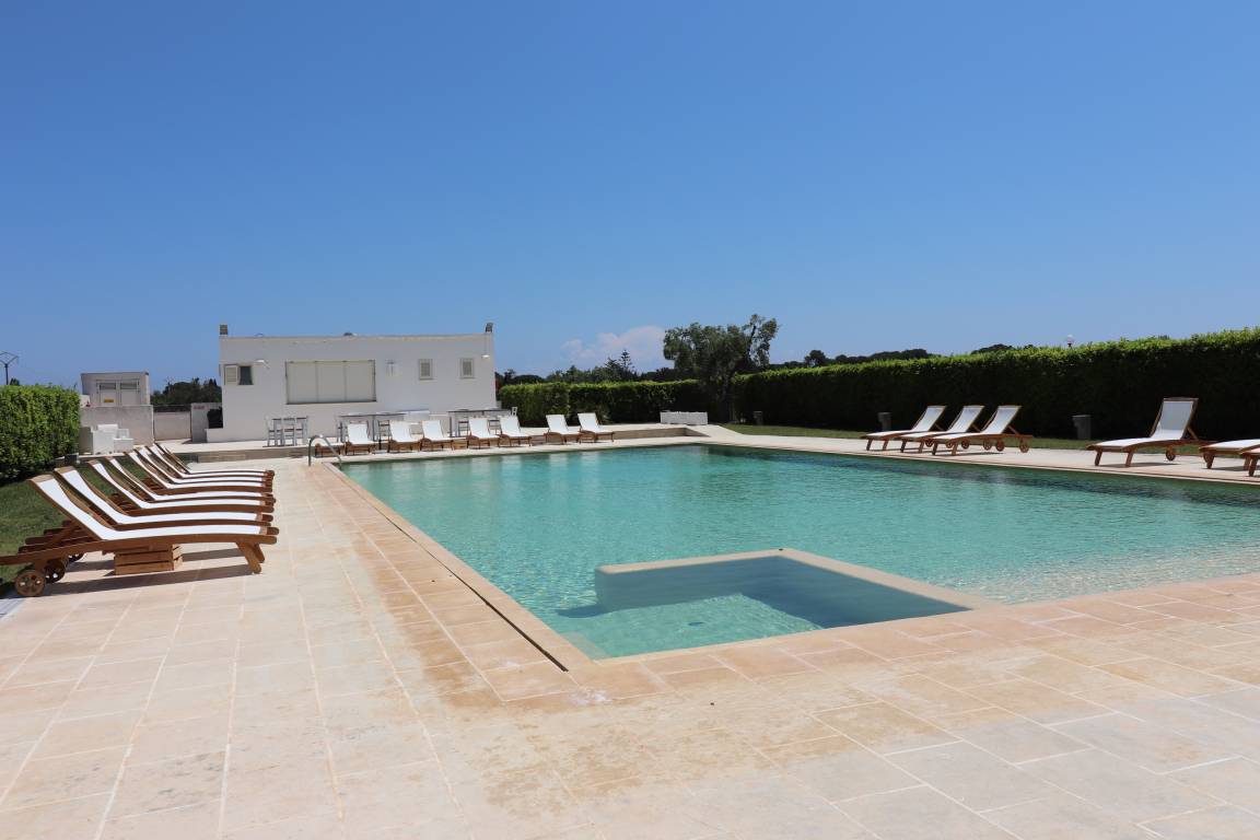 65 M² Apartamento ∙ 2 Habitaciones ∙ 5 Huéspedes - Otranto