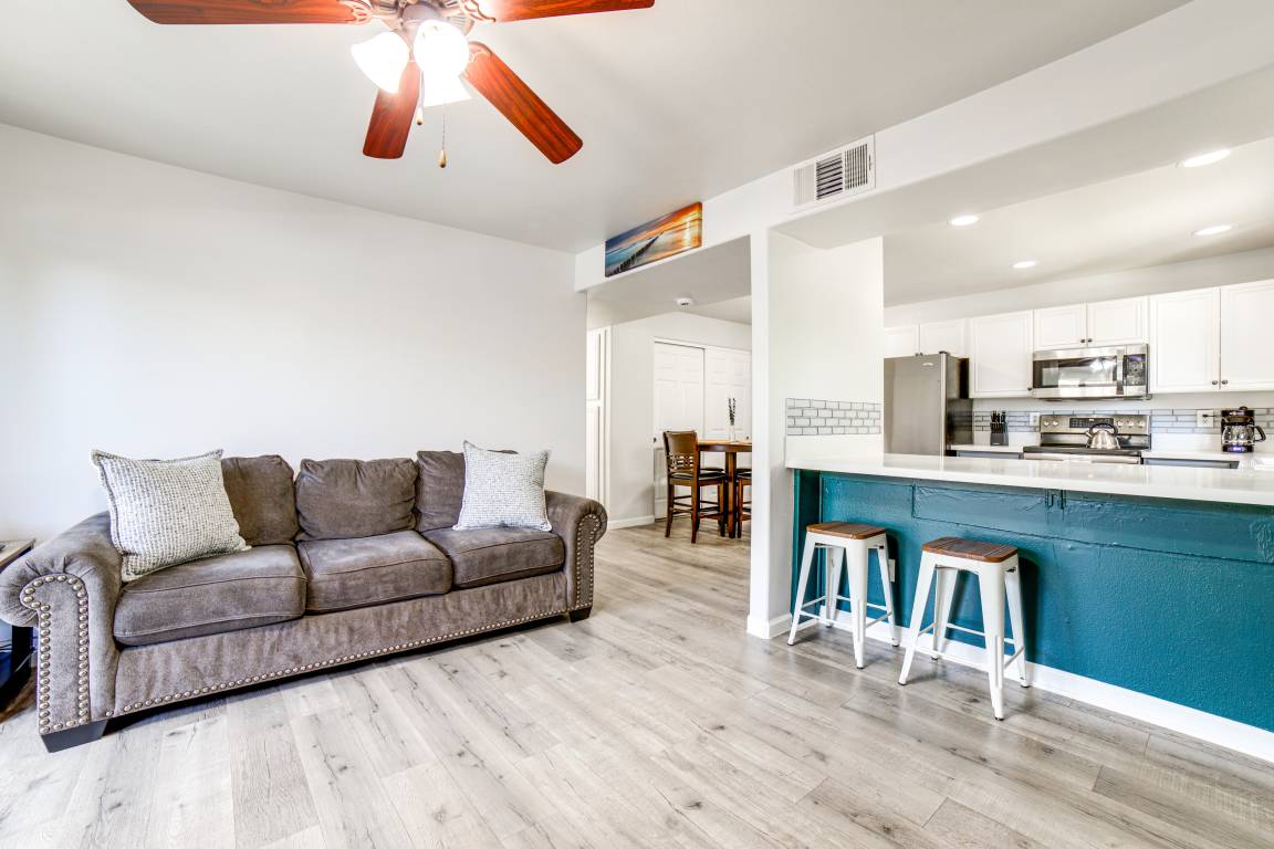 76 M² Apartment ∙ 2 Bedrooms ∙ 4 Guests - Reno, NV