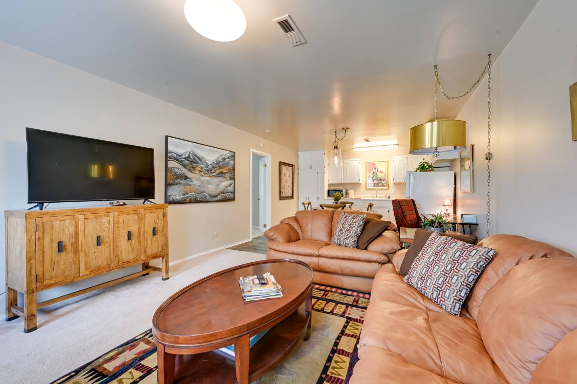 77 M² Apartment ∙ 1 Bedroom ∙ 2 Guests - Corvallis, MT
