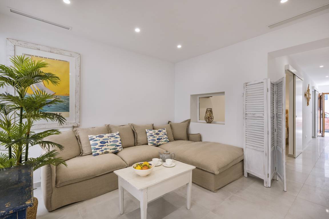 73 M² Apartamento ∙ 2 Habitaciones ∙ 3 Huéspedes - Jávea