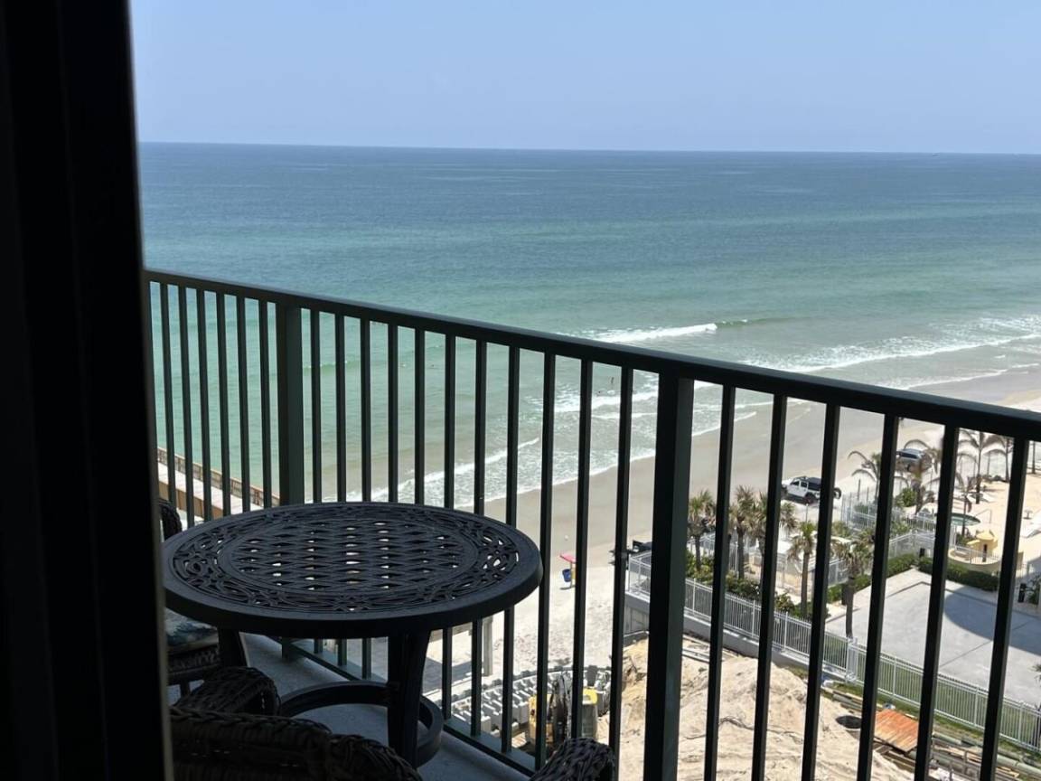 57 M² Condo ∙ 1 Bedroom ∙ 4 Guests - Daytona Beach Shores, FL