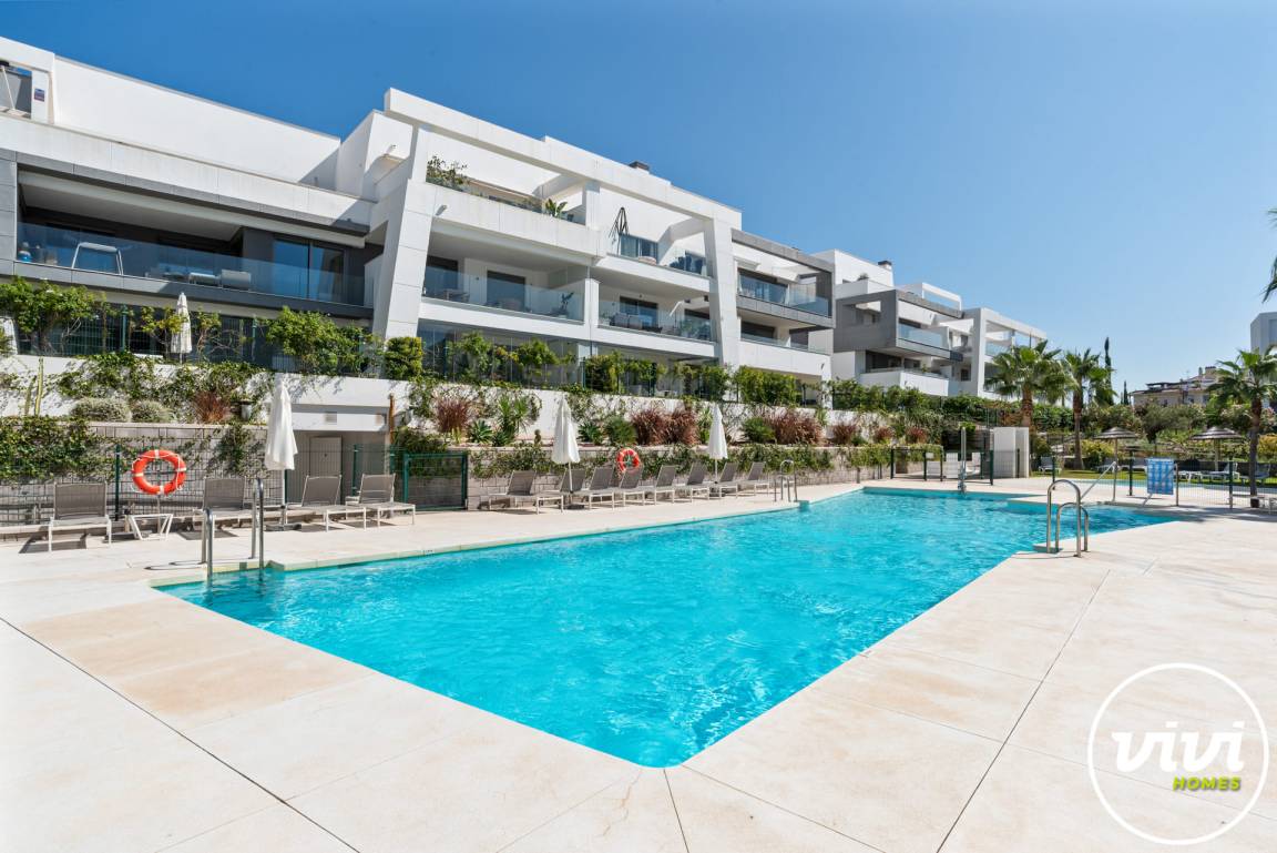 100 M² Appartement ∙ 2 Slaapkamers ∙ 4 Gasten - Estepona