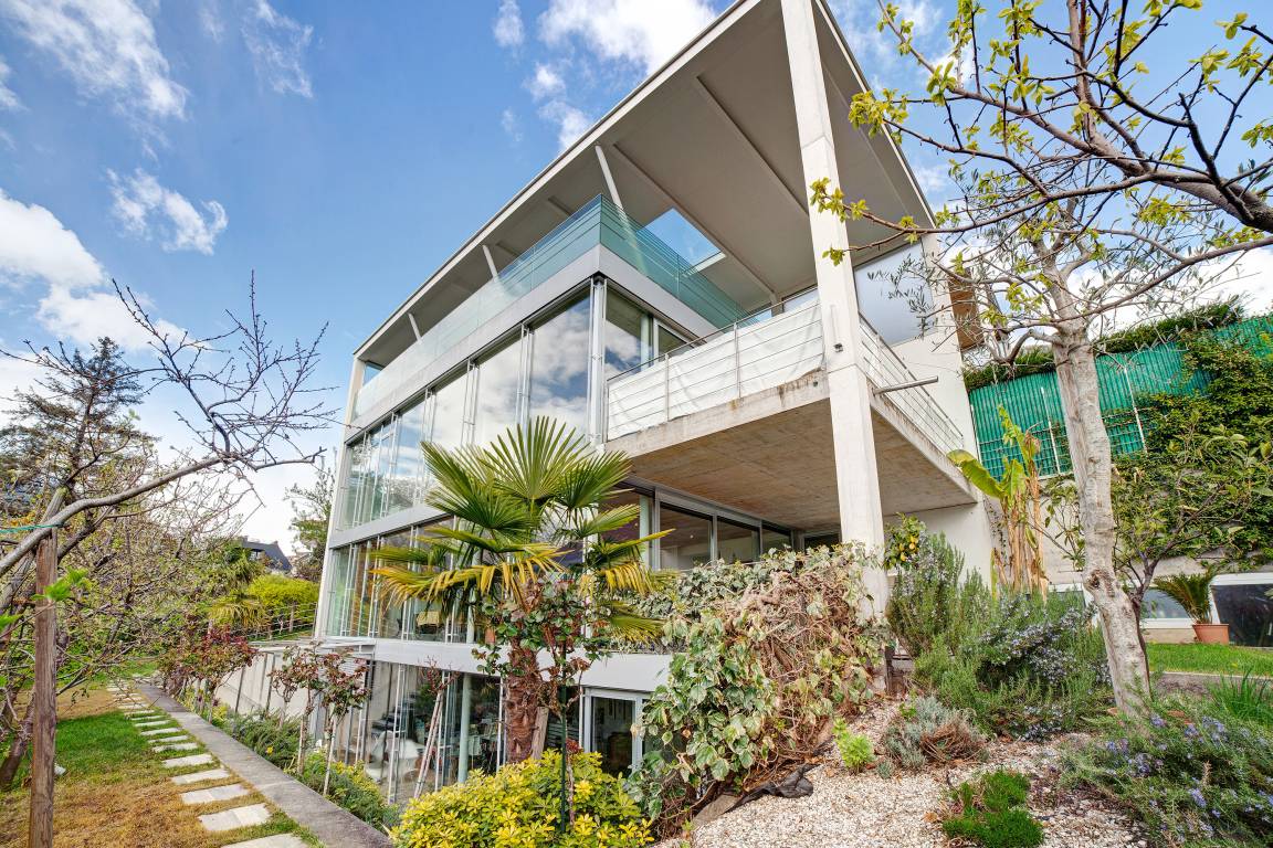 135 M² Apartment ∙ 2 Bedrooms ∙ 4 Guests - Lana