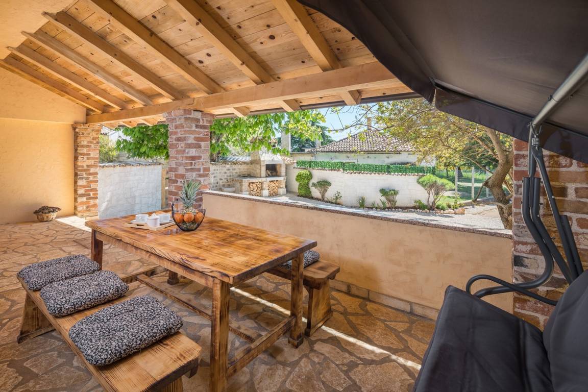 100 M² Villa ∙ 2 Schlafzimmer ∙ 5 Gäste - Funtana