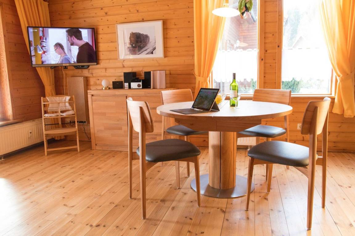 64 M² Ferienhaus ∙ 2 Schlafzimmer ∙ 4 Gäste - Hasselfelde