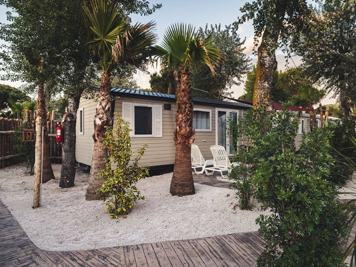 30 M² Caravan ∙ 3 Bedrooms ∙ 6 Guests - Agde