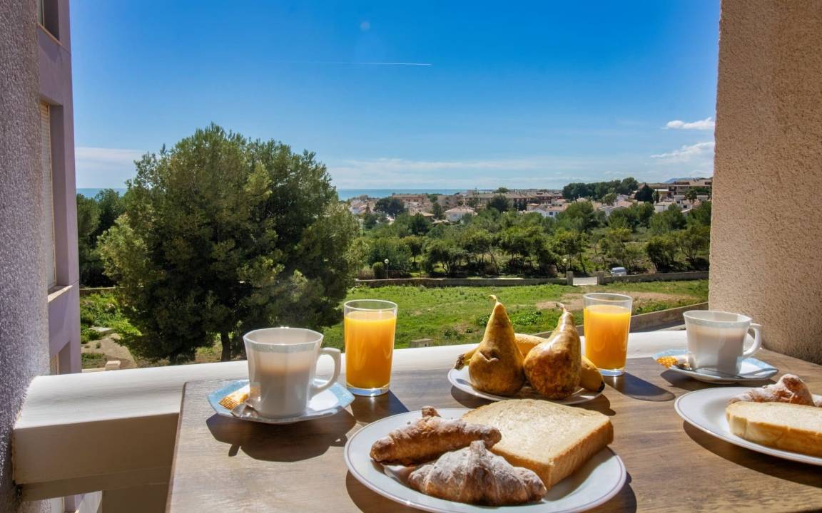 70 M² Apartamento ∙ 2 Habitaciones ∙ 6 Huéspedes - Cala Blanca