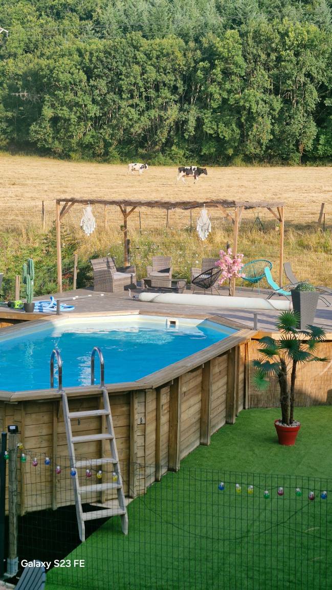 270 M² Maison De Vacances ∙ 7 Chambres ∙ 15 Personnes - Saint-Flour