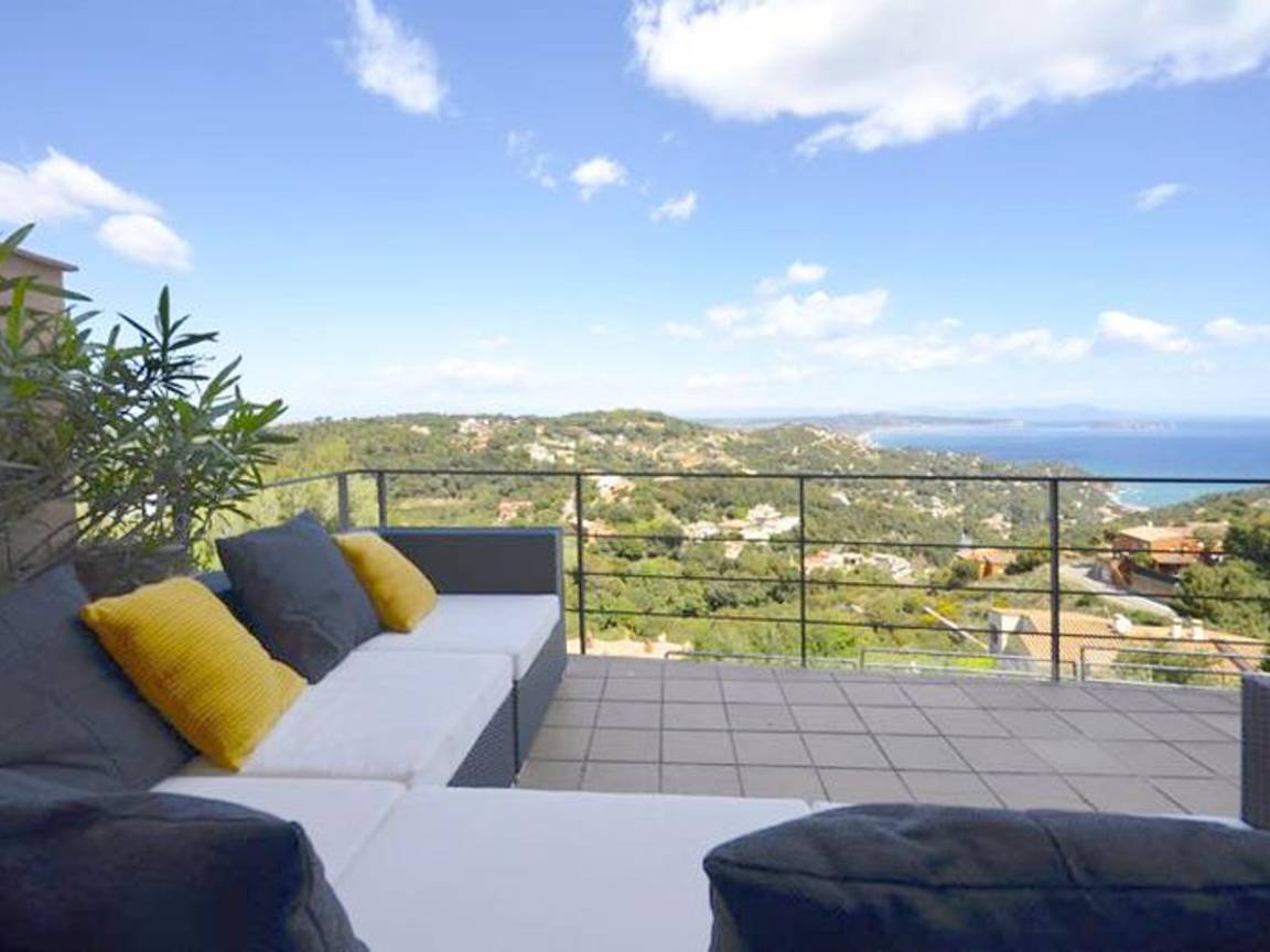 182 M² House ∙ 3 Bedrooms ∙ 6 Guests - Tamariu