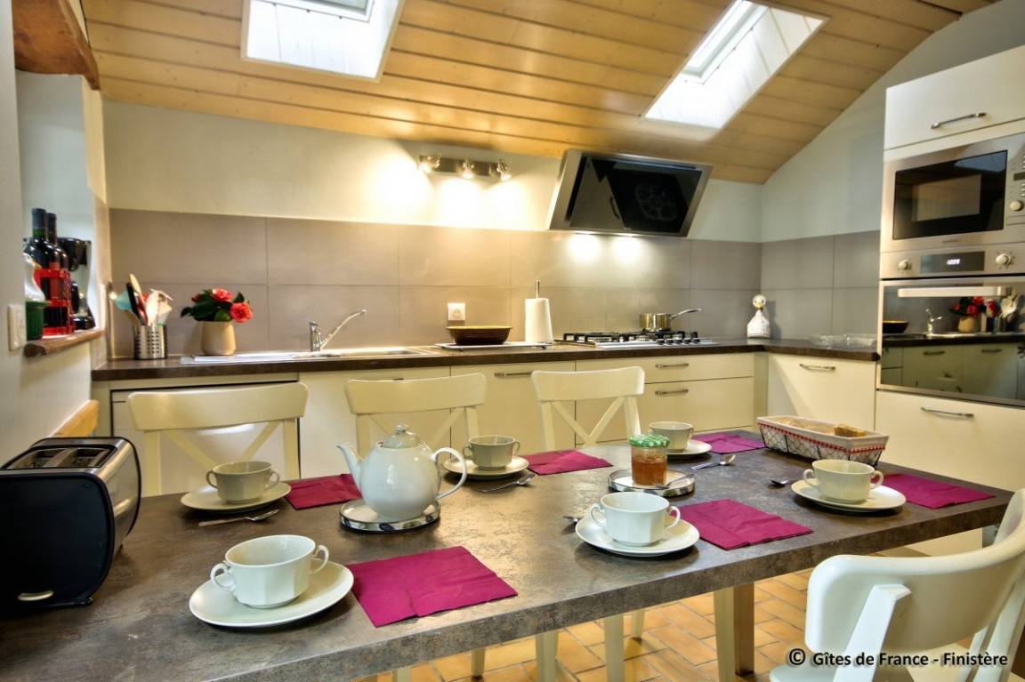 90 M² Gîte ∙ 2 Chambres ∙ 4 Personnes - Lesconil