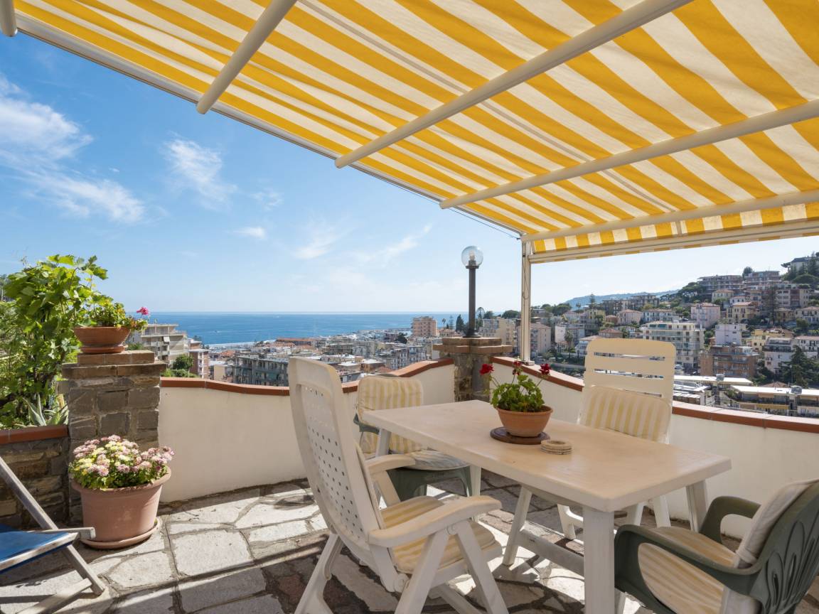 70 M² Casa Vacanza ∙ 1 Camera Da Letto ∙ 4 Ospiti - Sanremo