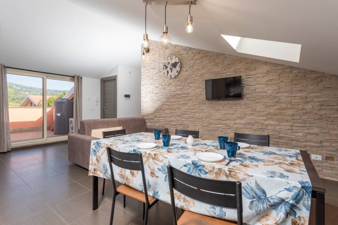 55 M² Appartamento Vacanza ∙ 2 Camere Da Letto ∙ 5 Ospiti - Fiumefreddo di Sicilia