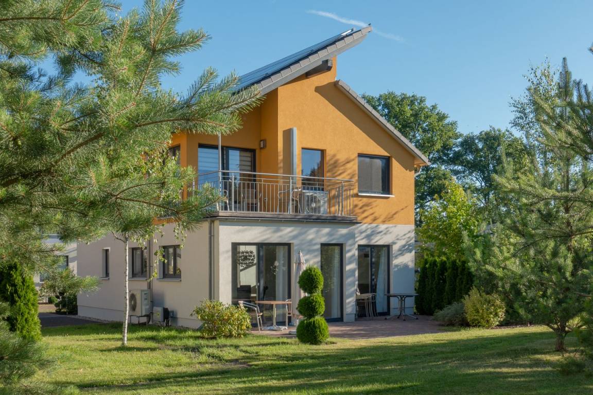 140 M² Ferienhaus ∙ 3 Schlafzimmer ∙ 6 Gäste - Hoppegarten