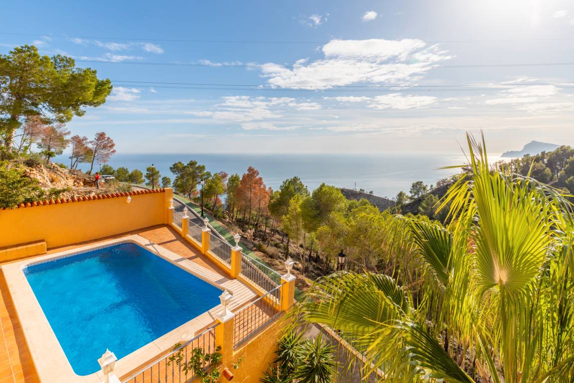 260 M² Villa ∙ 3 Slaapkamers ∙ 8 Gasten - Benidorm