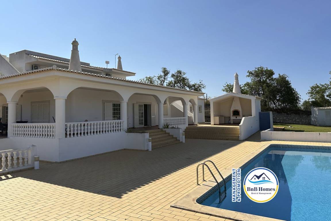 350 M² House ∙ 5 Bedrooms ∙ 10 Guests - Boliqueime