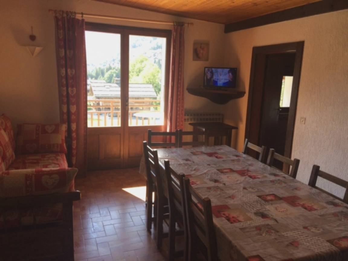 67 M² Apartment ∙ 3 Bedrooms ∙ 10 Guests - Nyon