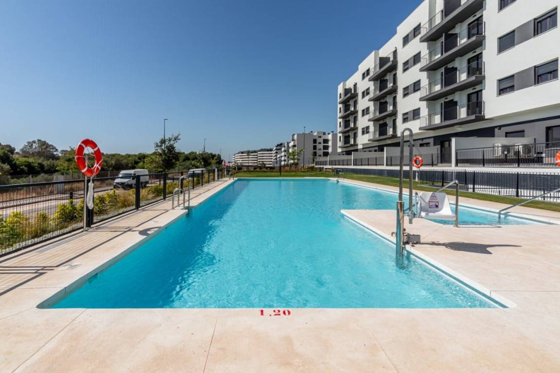 82 M² Apartamento ∙ 2 Quartos ∙ 3 Hóspedes - Málaga