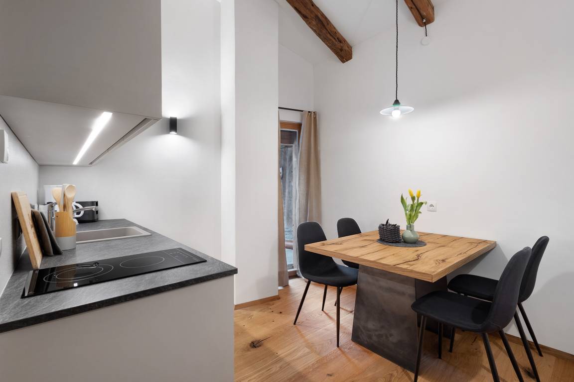 50 M² Ferienwohnung ∙ 1 Schlafzimmer ∙ 2 Gäste - Brixen