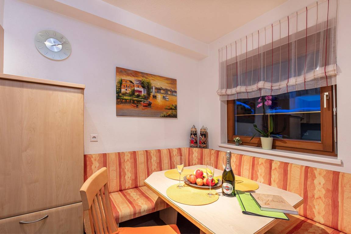 65 M² Ferienwohnung ∙ 2 Schlafzimmer ∙ 5 Gäste - Mandarfen