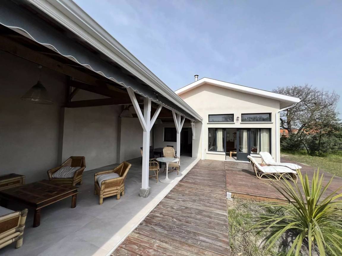 120 M² Maison De Vacances ∙ 3 Chambres ∙ 7 Personnes - Soulac-sur-Mer