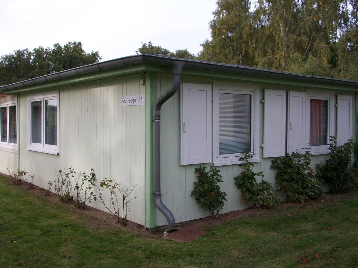36 M² Bungalow ∙ 2 Schlafzimmer ∙ 4 Gäste - Mecklenburgische Seenplatte