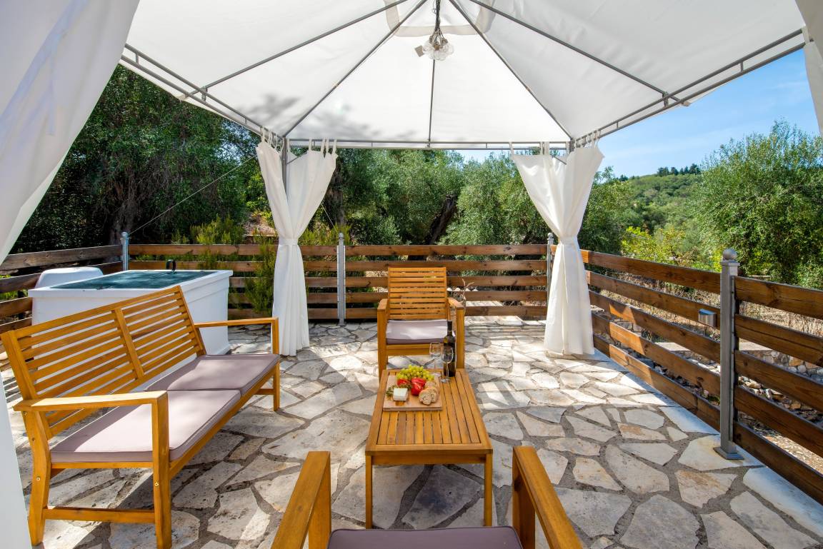 95 M² House ∙ 3 Bedrooms ∙ 7 Guests - Paxi