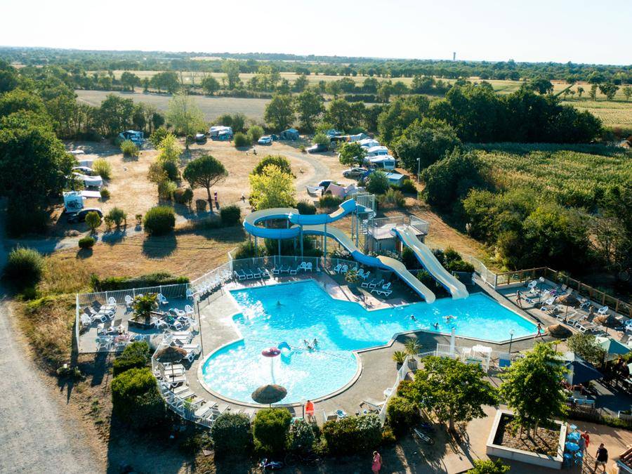 37 M² Caravan ∙ 2 Bedrooms ∙ 7 Guests - Vendée