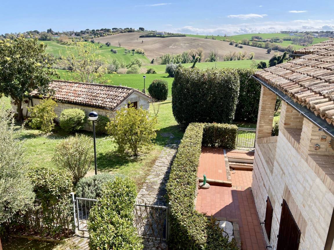 65 M² Apartment ∙ 2 Bedrooms ∙ 6 Guests - Sirolo