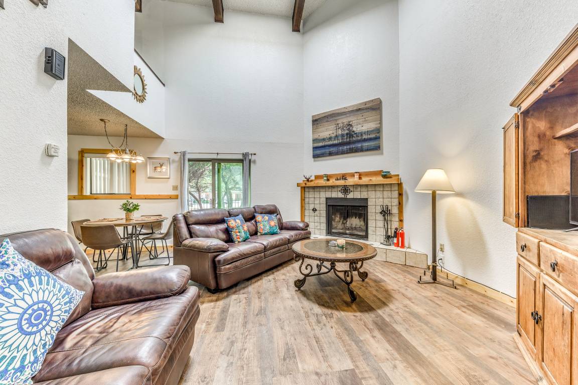 120 M² Apartment ∙ 2 Bedrooms ∙ 7 Guests - Ruidoso, NM