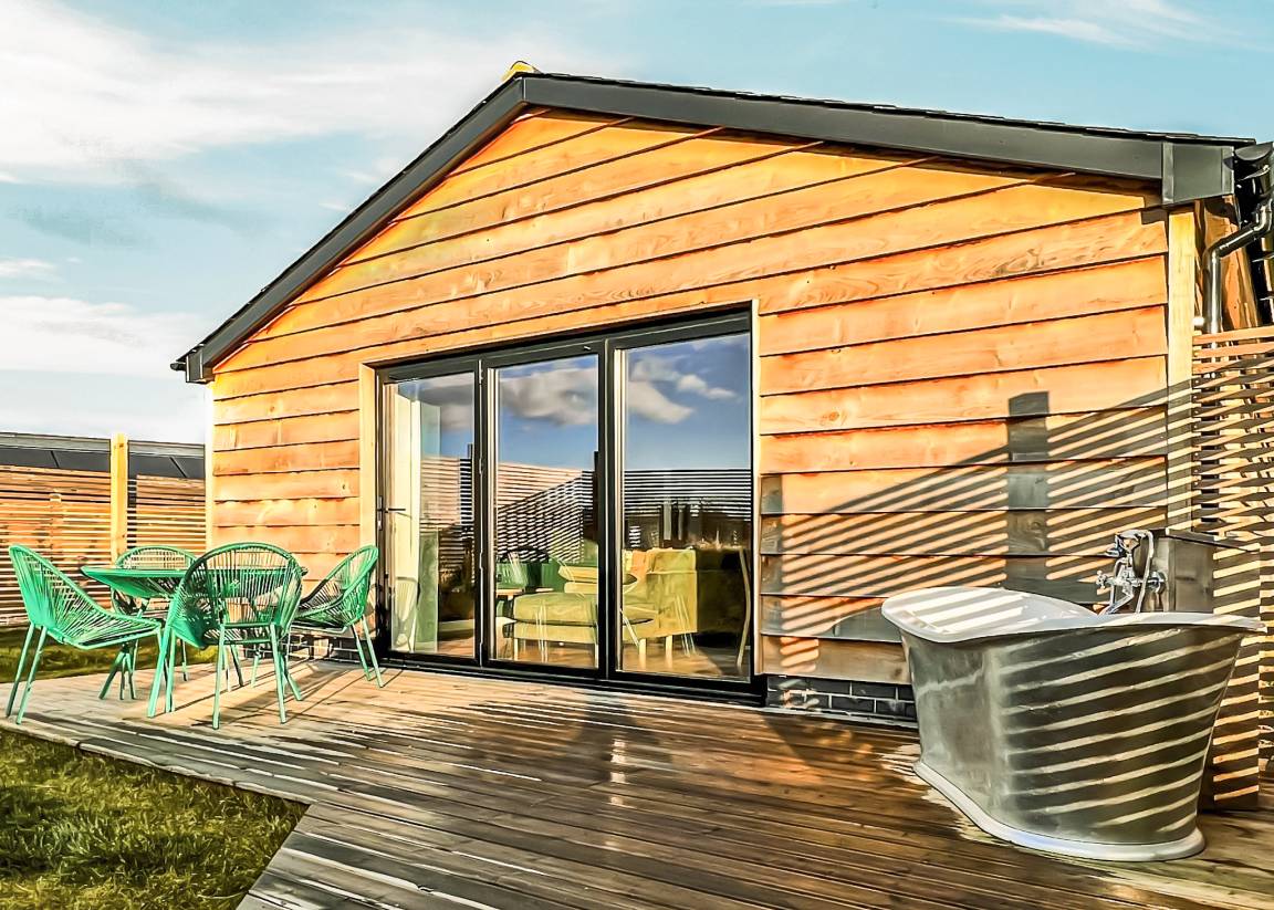 Chalet ∙ 2 Bedrooms ∙ 4 Guests - Suffolk