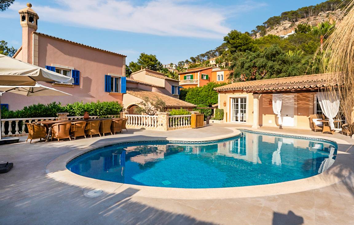 387 M² House ∙ 5 Bedrooms ∙ 9 Guests - Andratx