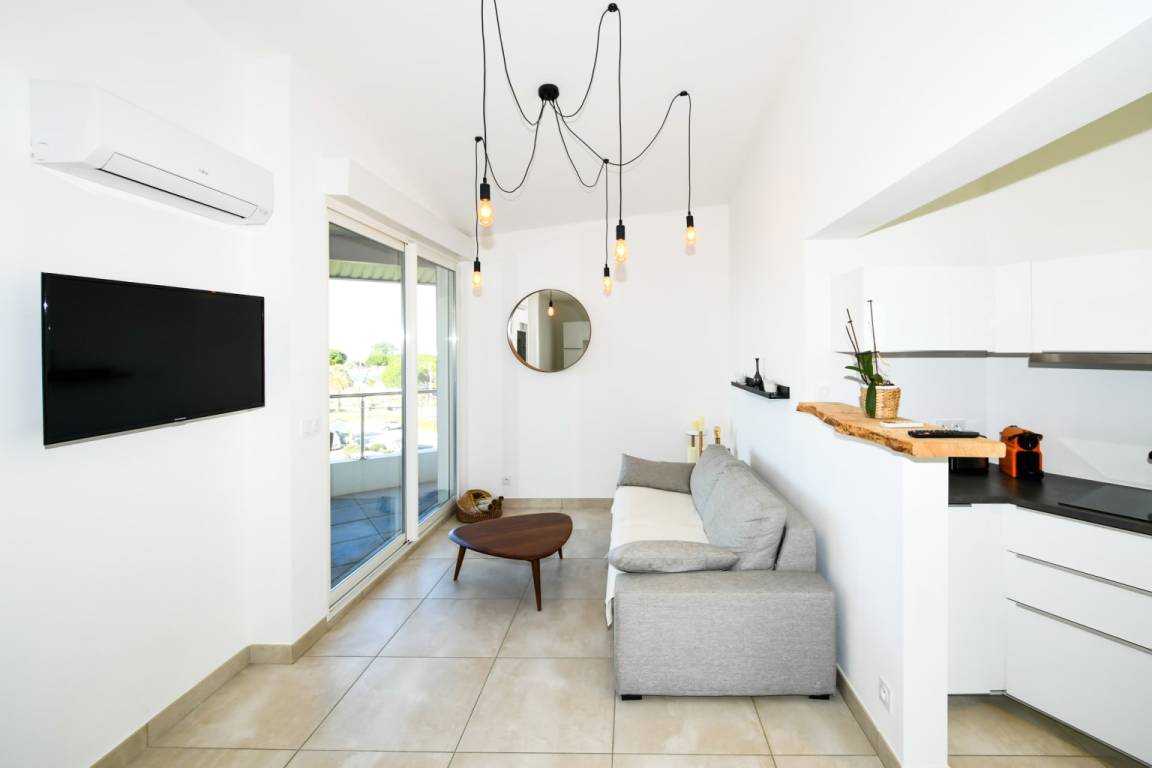 28 M² Studio ∙ 2 Personnes - Aigues-Mortes