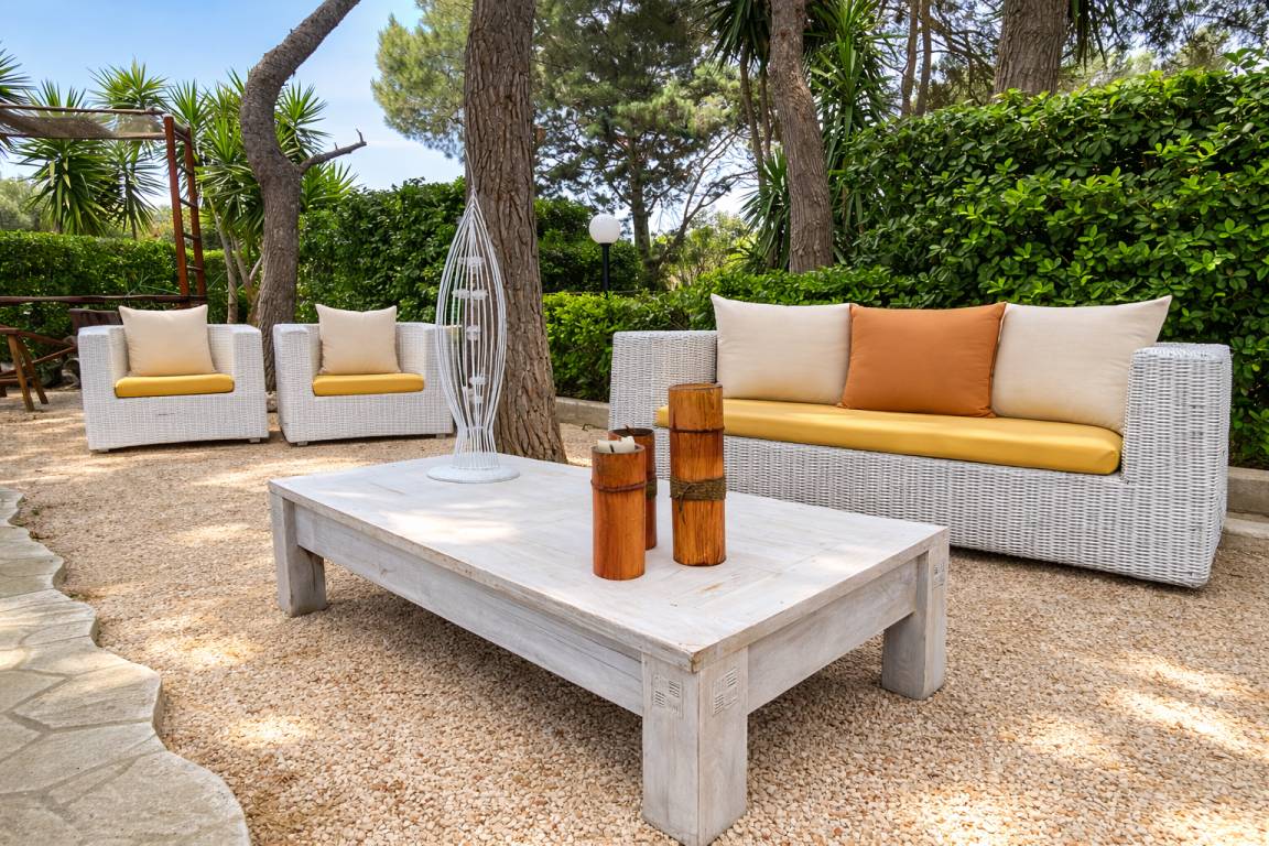 1200 M² Villa ∙ 7 Habitaciones ∙ 17 Huéspedes - Lizzano