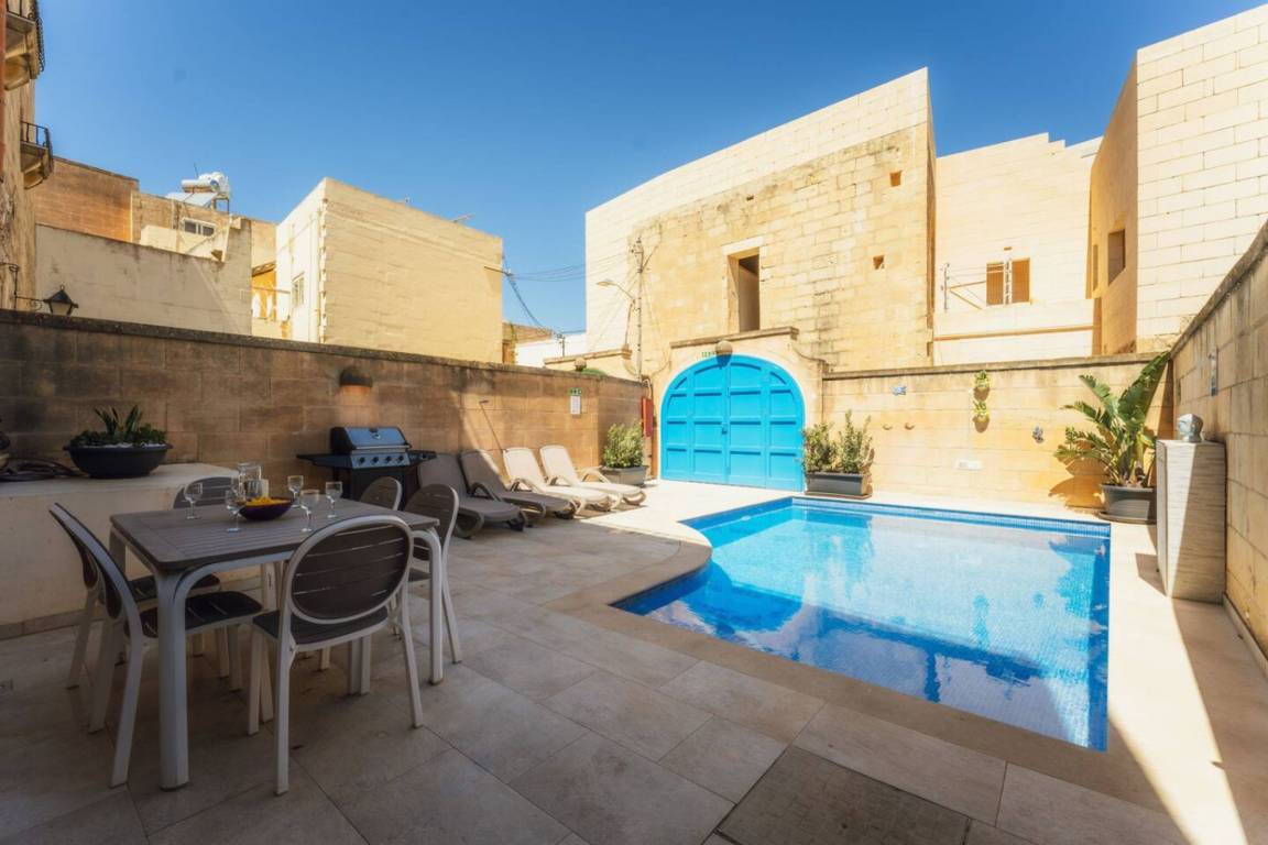 House ∙ 5 Bedrooms ∙ 11 Guests - Malta