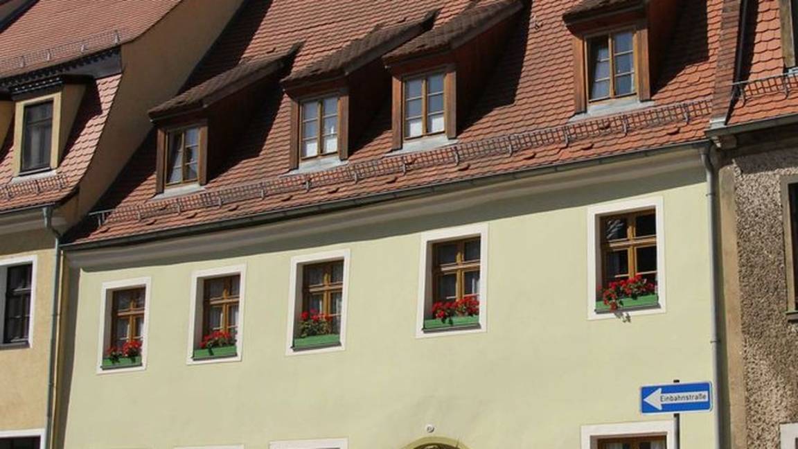 54 M² Ferienwohnung ∙ 1 Schlafzimmer ∙ 2 Gäste - Torgau