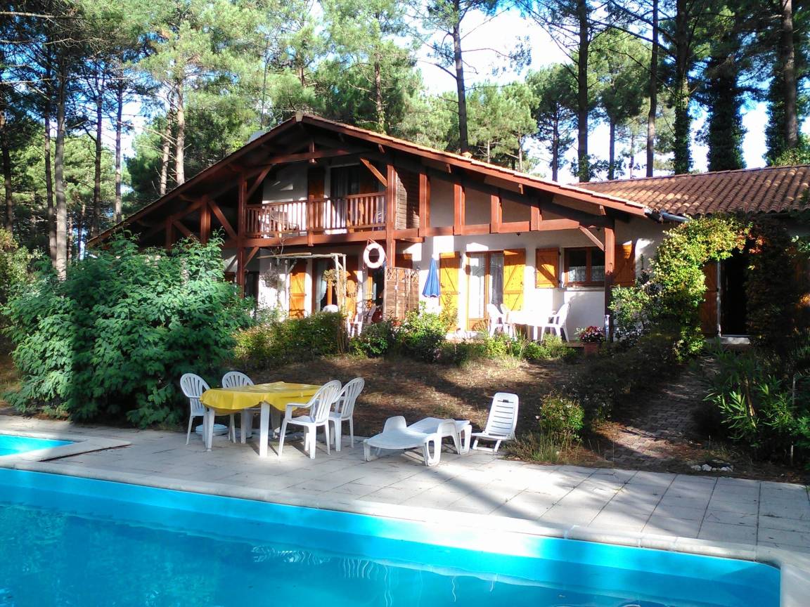 95 M² Maison De Vacances ∙ 3 Chambres ∙ 6 Personnes - Biscarrosse