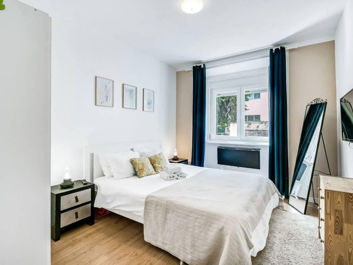 80 M² Apartamento ∙ 3 Quartos ∙ 8 Hóspedes - Lumiar
