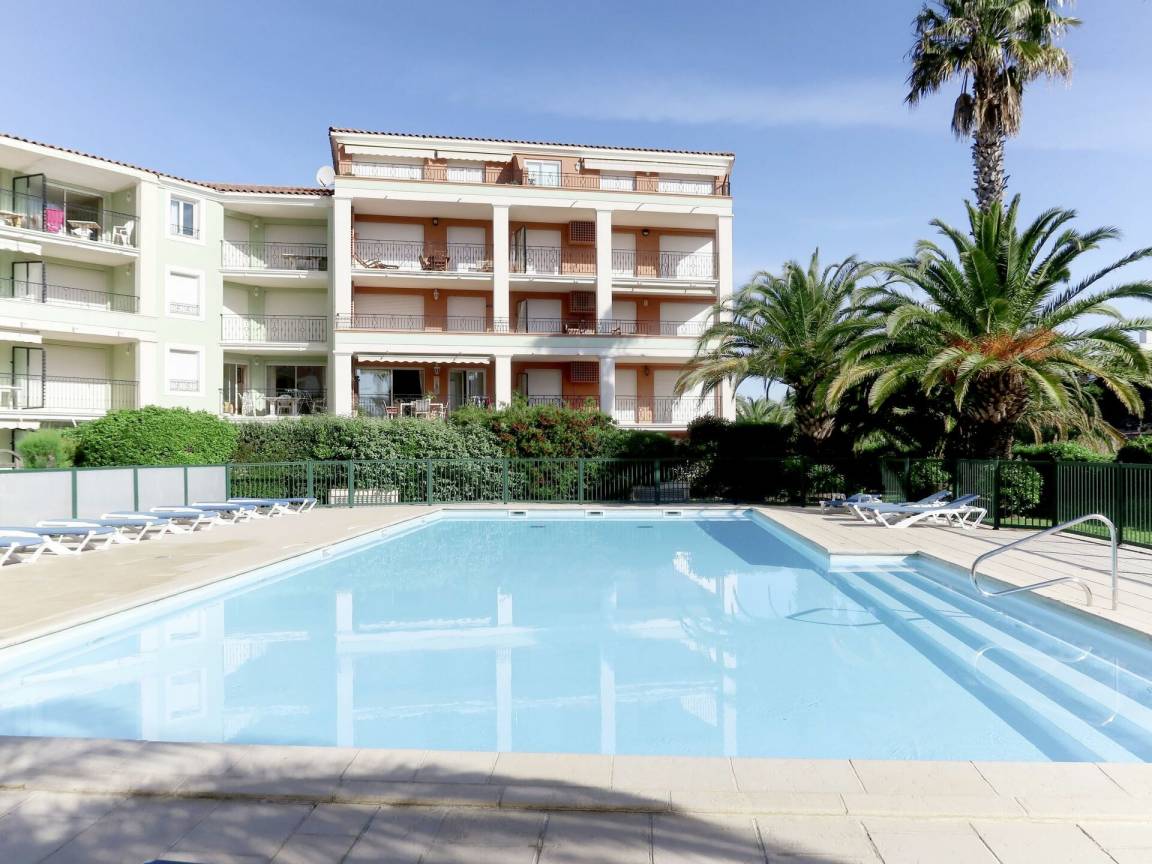 41 M² Apartment ∙ 2 Bedrooms ∙ 6 Guests - Sainte-Maxime