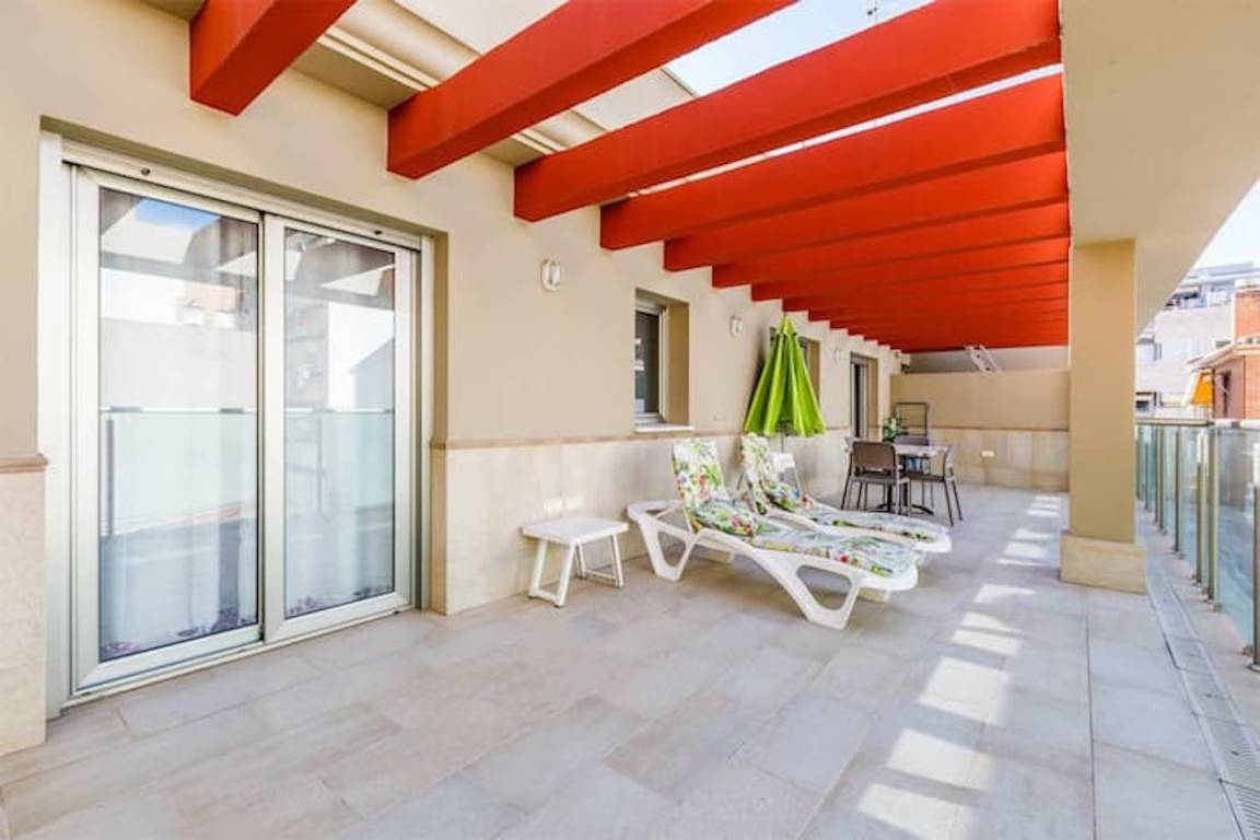 80 M² Ferienwohnung ∙ 2 Schlafzimmer ∙ 4 Gäste - Vélez-Málaga