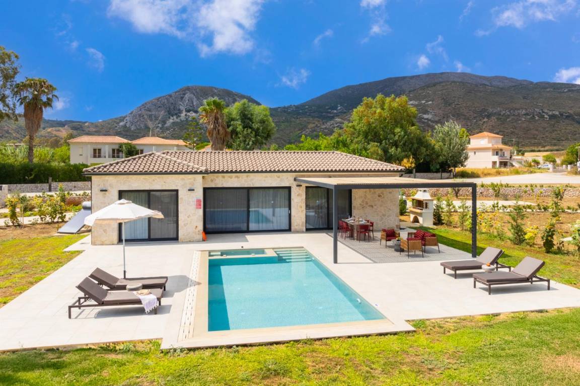 114 M² Villa ∙ 2 Slaapkamers ∙ 4 Gasten - Kefalonia