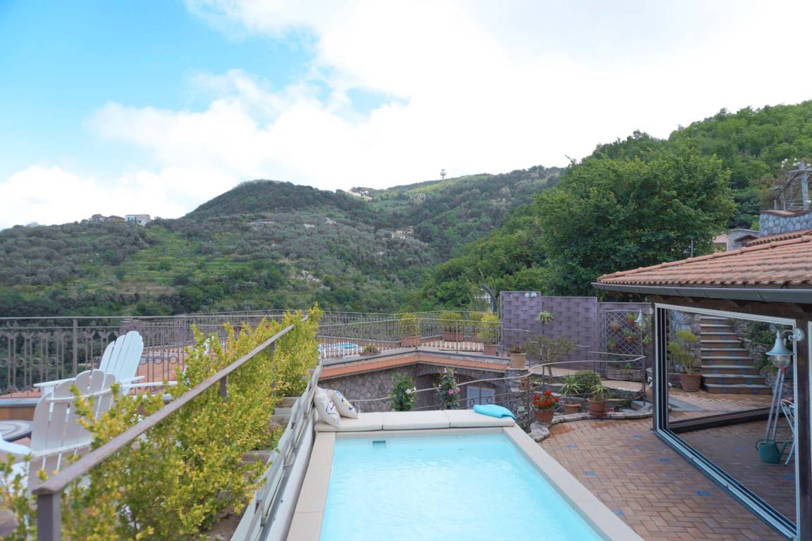 90 M² Villa ∙ 3 Bedrooms ∙ 6 Guests - Massa Lubrense