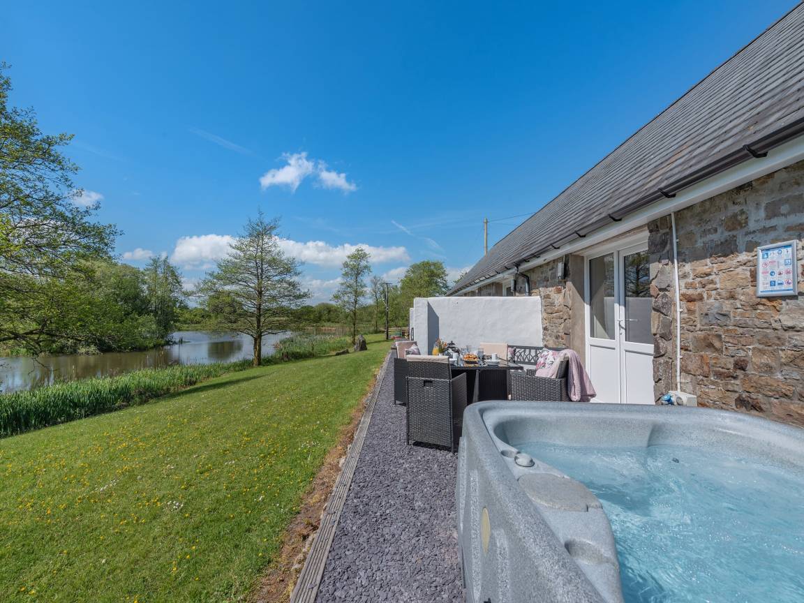 Cottage ∙ 2 Bedrooms ∙ 3 Guests - Carmarthenshire