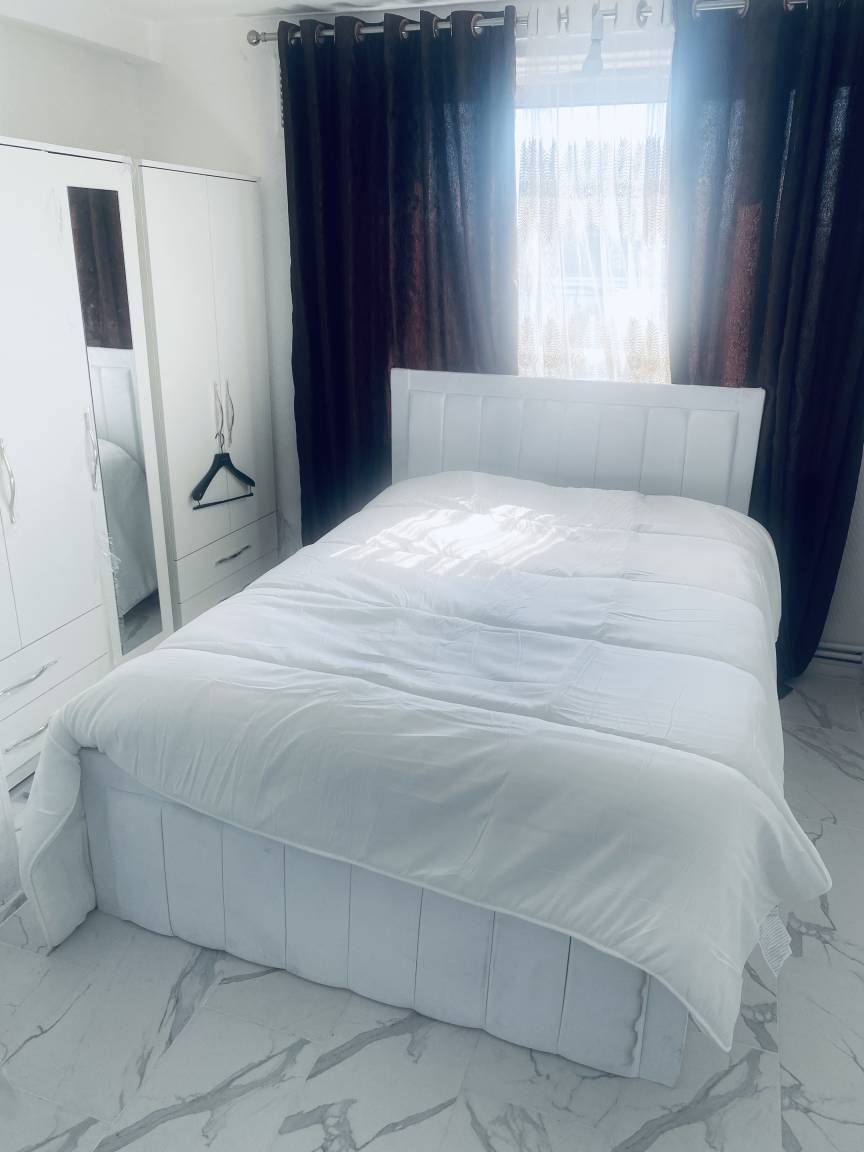 40 M² Monolocale ∙ 1 Camera Da Letto ∙ 2 Ospiti - Londra