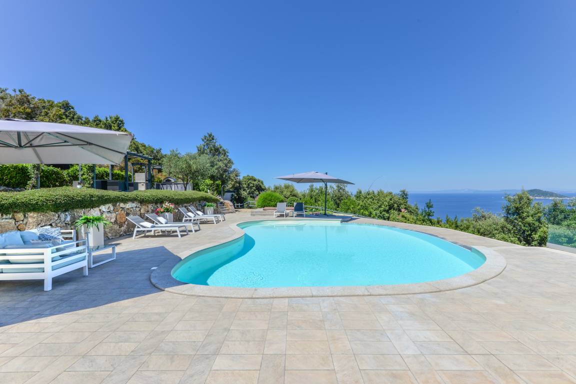 220 M² Villa ∙ 4 Chambres ∙ 6 Personnes - Île d'Elbe