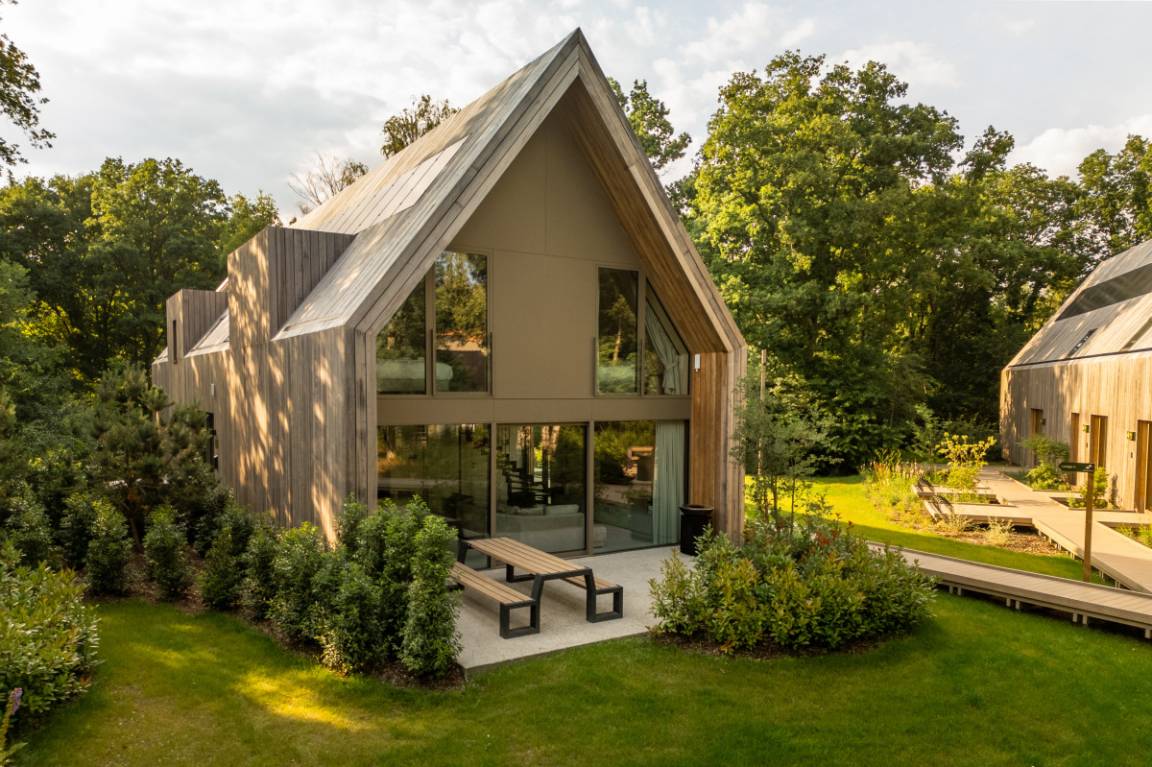 180 M² Maison De Vacances ∙ 5 Chambres ∙ 10 Personnes - Hasselt