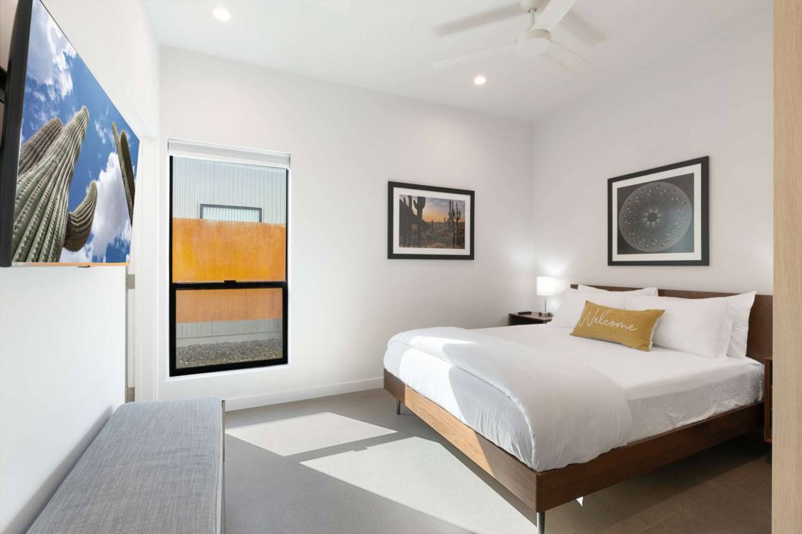Apartment ∙ 1 Bedroom ∙ 4 Guests - Phoenix, AZ