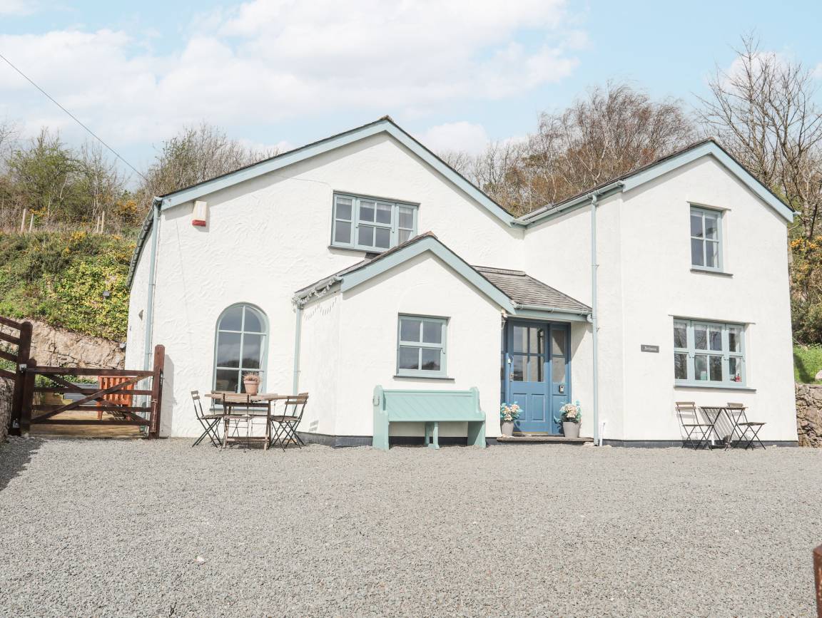 Cottage ∙ 4 Bedrooms ∙ 8 Guests - Beaumaris