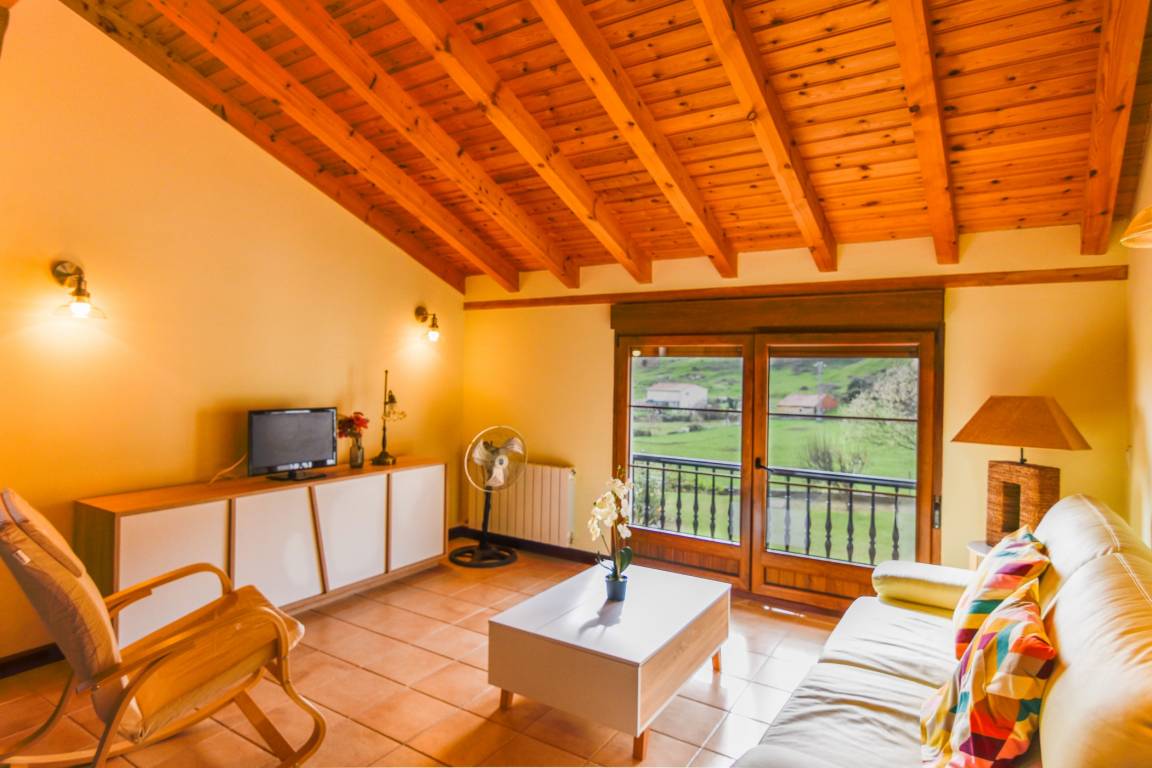 100 M² Apartamento ∙ 3 Habitaciones ∙ 6 Huéspedes - Piélagos