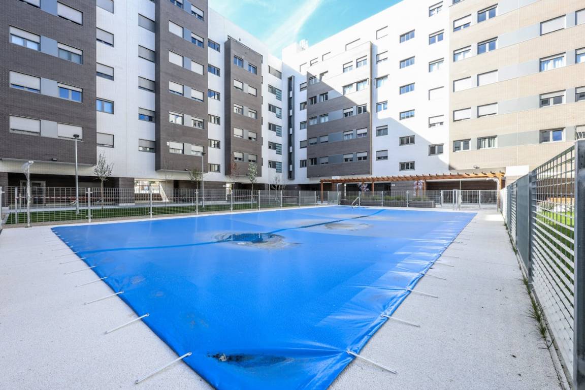 60 M² Apartamento ∙ 1 Habitación ∙ 4 Huéspedes - Humanes de Madrid